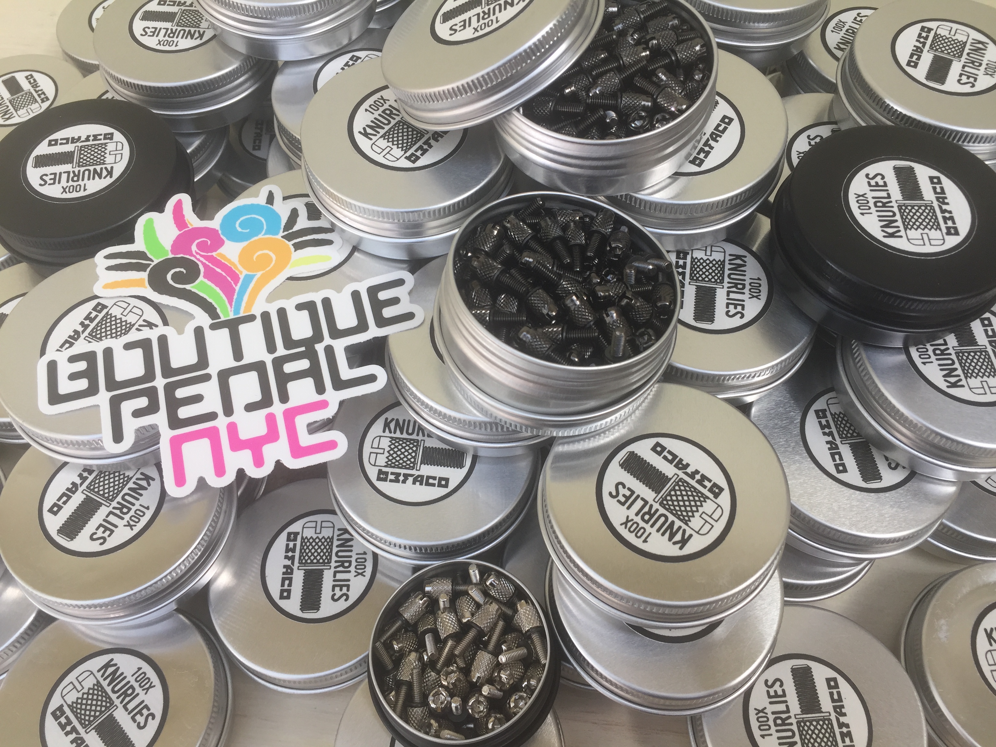 Be smart, save time, upgrade your eurorack Screws!!! More Knurlies in ...