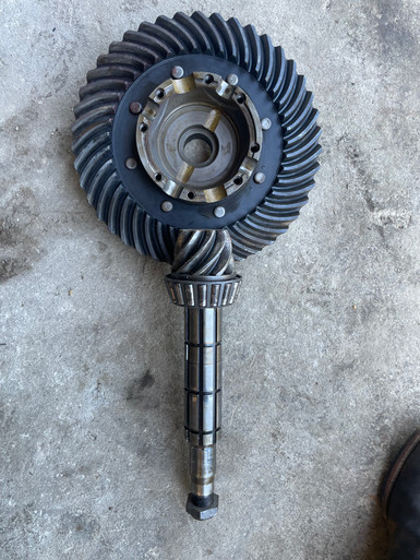 John Deere Ring Gear and Pinion AT21622 - Derstine's Farm Supply
