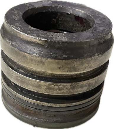 John Deere Hydraulic Cylinder Rod Guide H219008