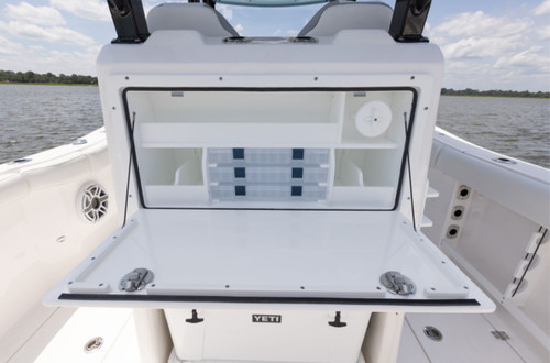 Sea Fox 288 Commander | Twin Yamaha 300hp Outboards