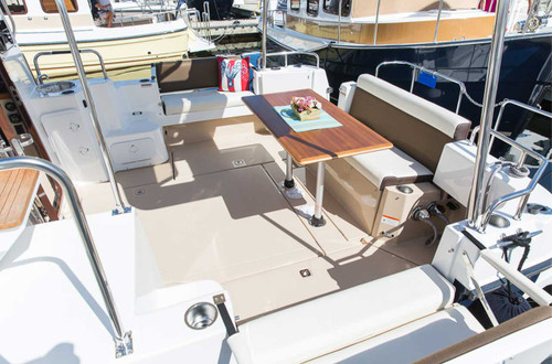 Ranger Tugs R-43 Command Bridge with Volvo IPS450 Drives