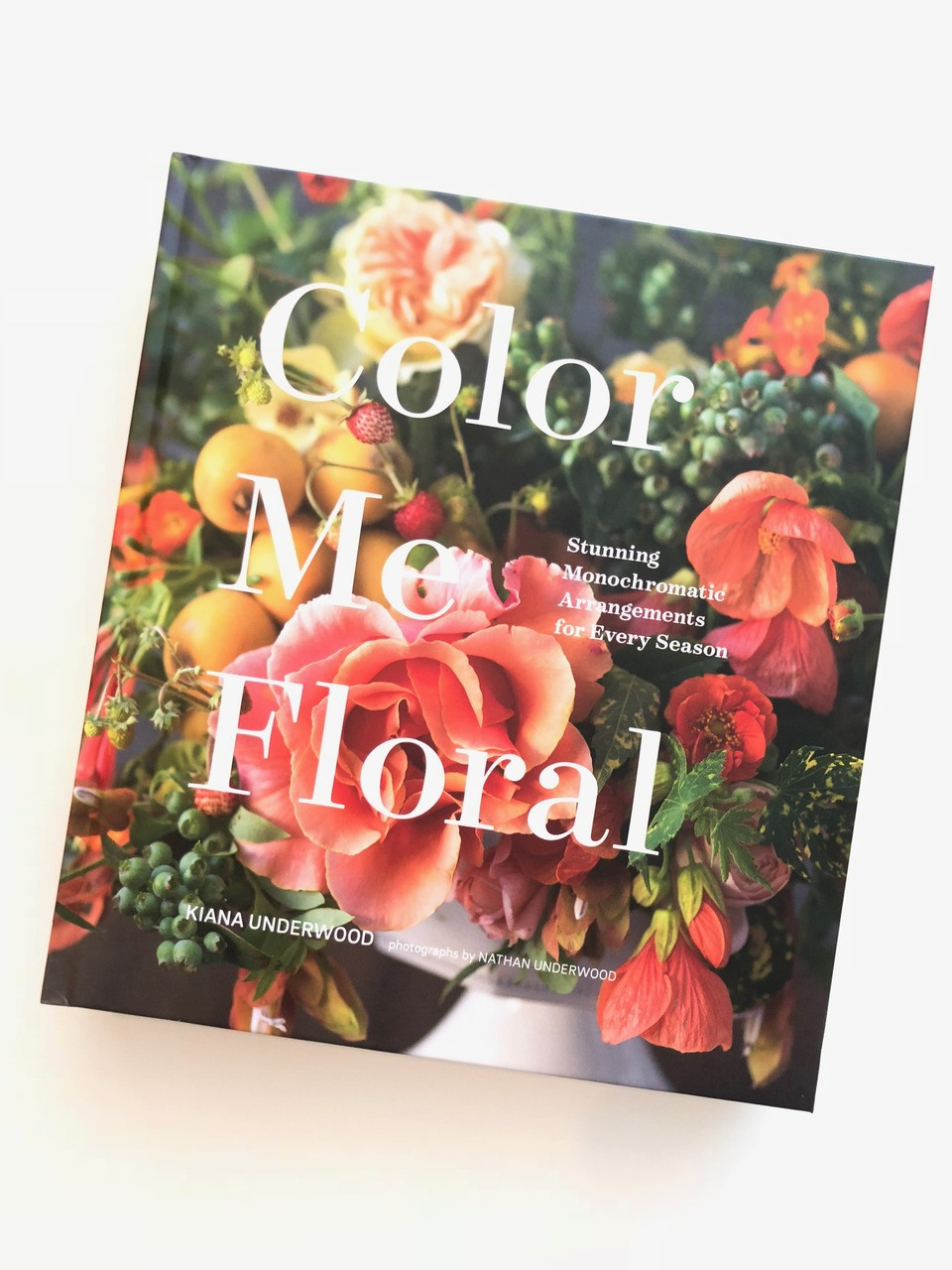 Color Me Floral: Stunning Monochromatic Arrangements for Every Season ...