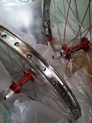 TNT Revolver wheels built on Sun Rhyno Lite Rims ACEBMX