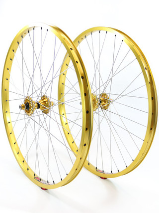 Bullseye Wheels with Sun Rims