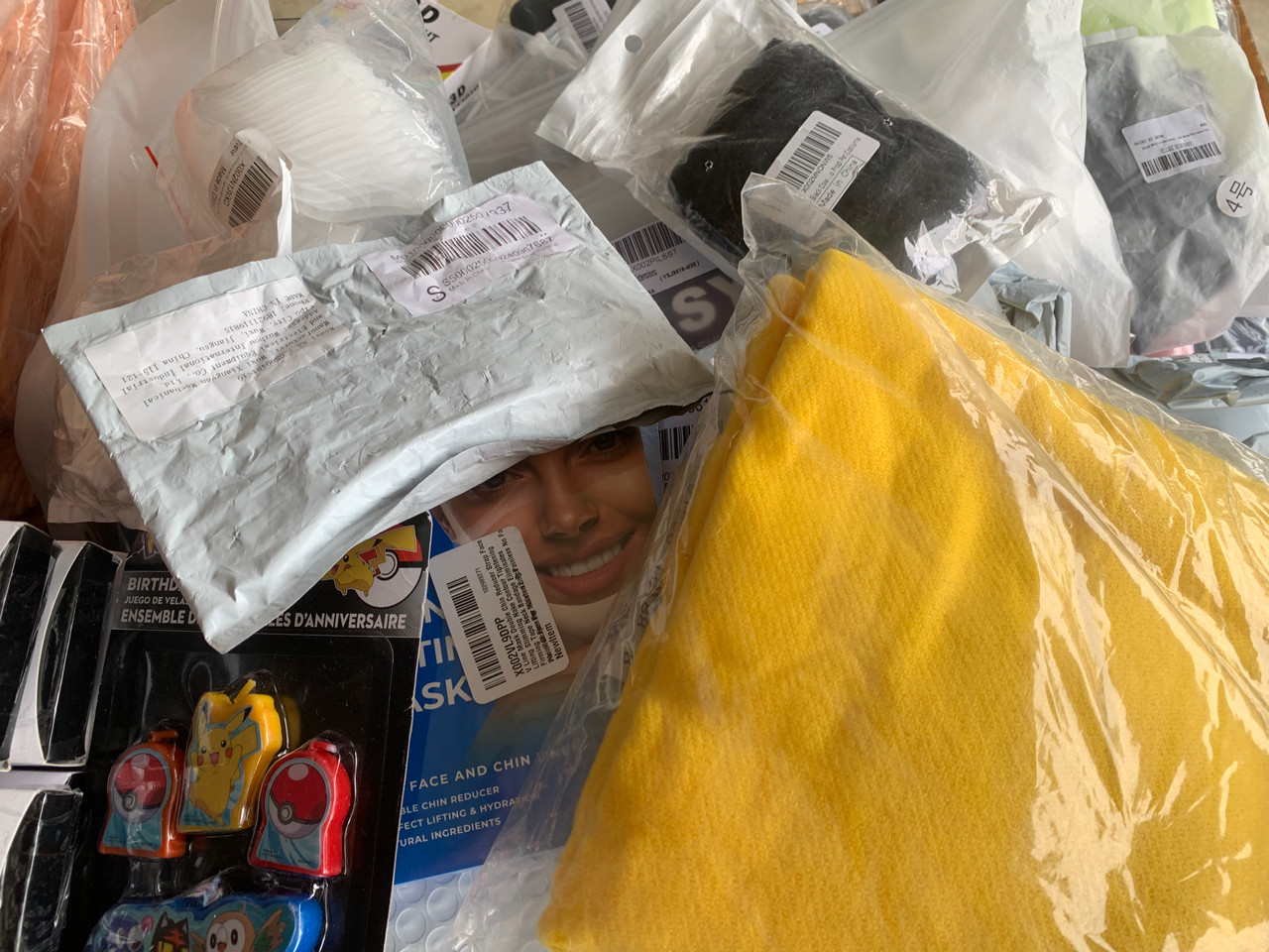 Unclaimed Packages Mystery Box 8 Pack Amazon Walmart Target Returns