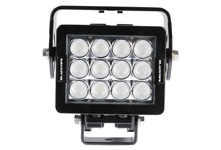 12 LED WORKLIGHT, 84 WATTS. HORIZONTAL MOUNT 30° x 65° Elliptical (Oval ...