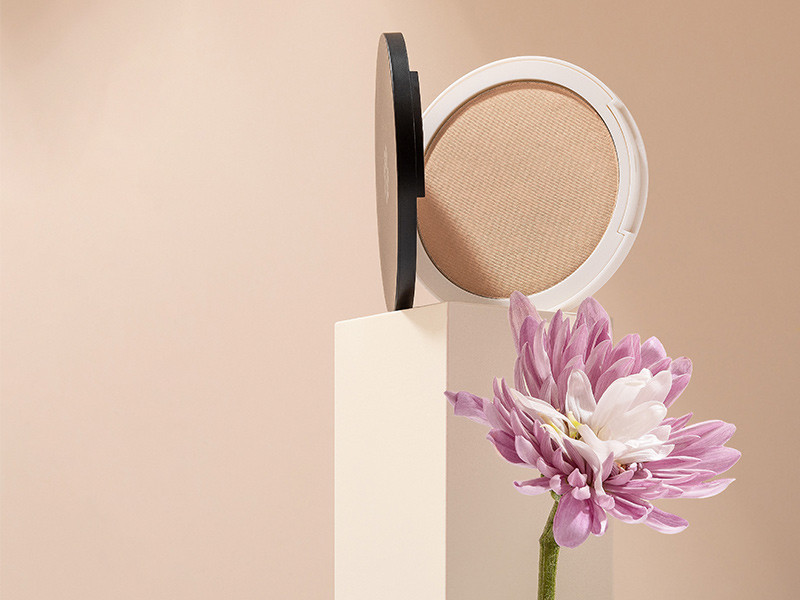 Unlocking the Power of Finishing Powder: Elevating Your Makeup Routine ... Unlocking the Power of Finishing Powder: Elevating Your Makeup Routine ...