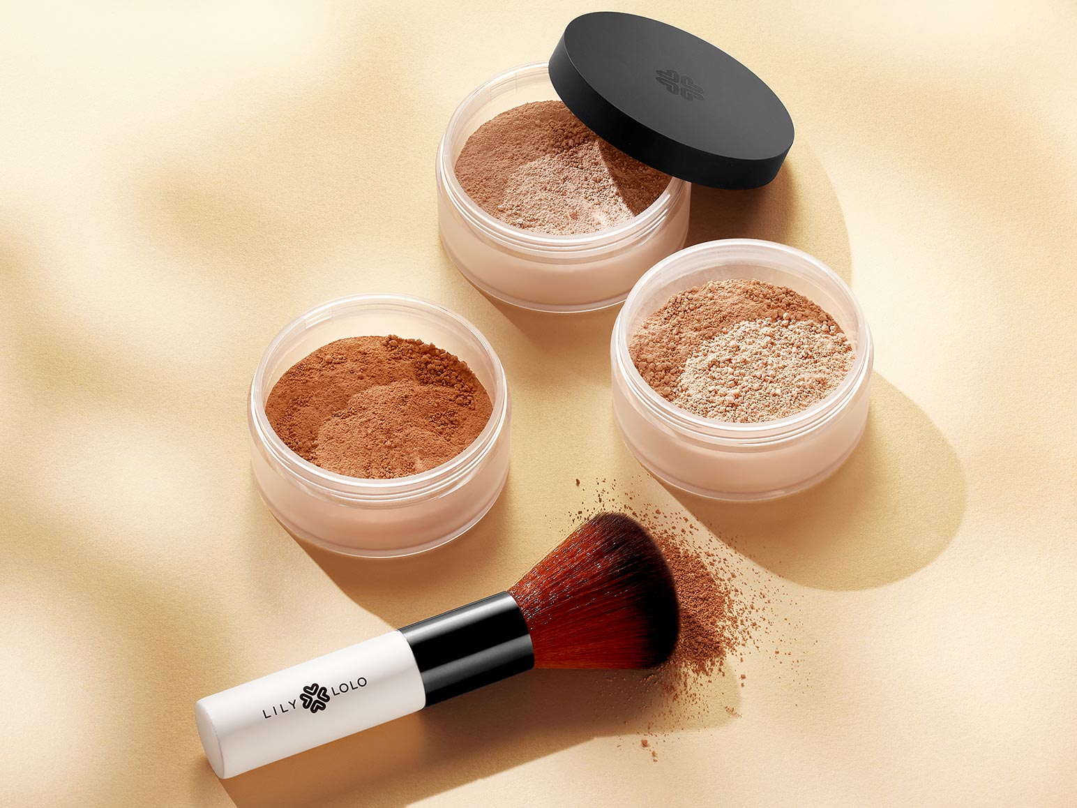 Discovering Mineral Makeup - Lily Lolo