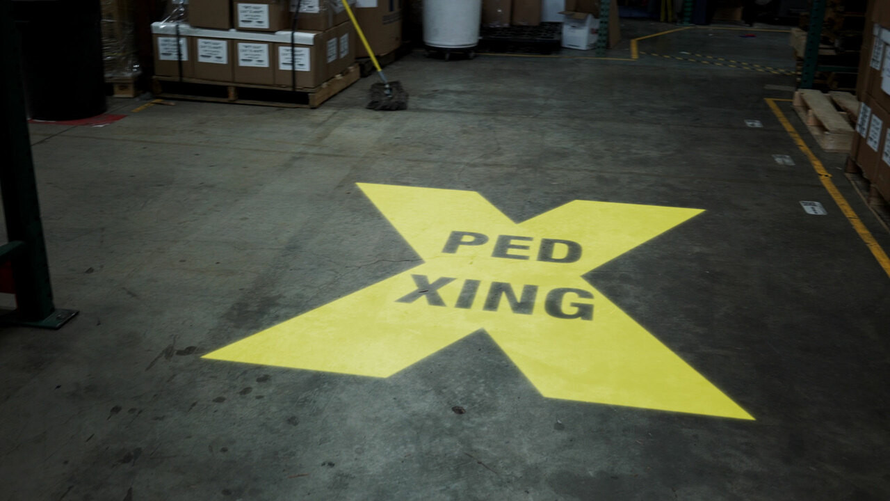 SignCast S300 Virtual Sign - Pedestrian Crossing | 5SToday.com