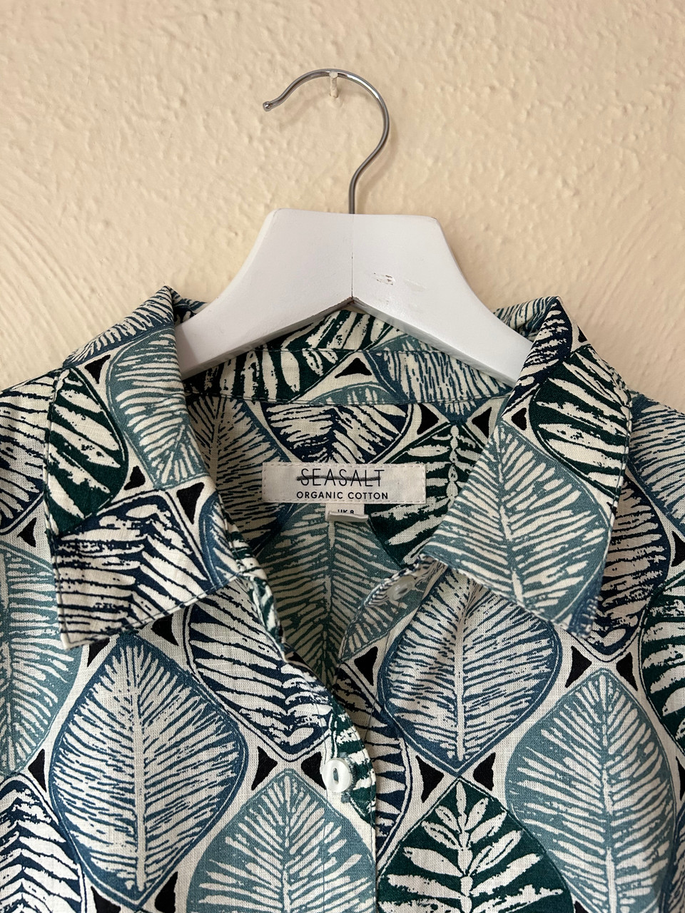Green Leaf Print Shirt - SOS Fashion Store