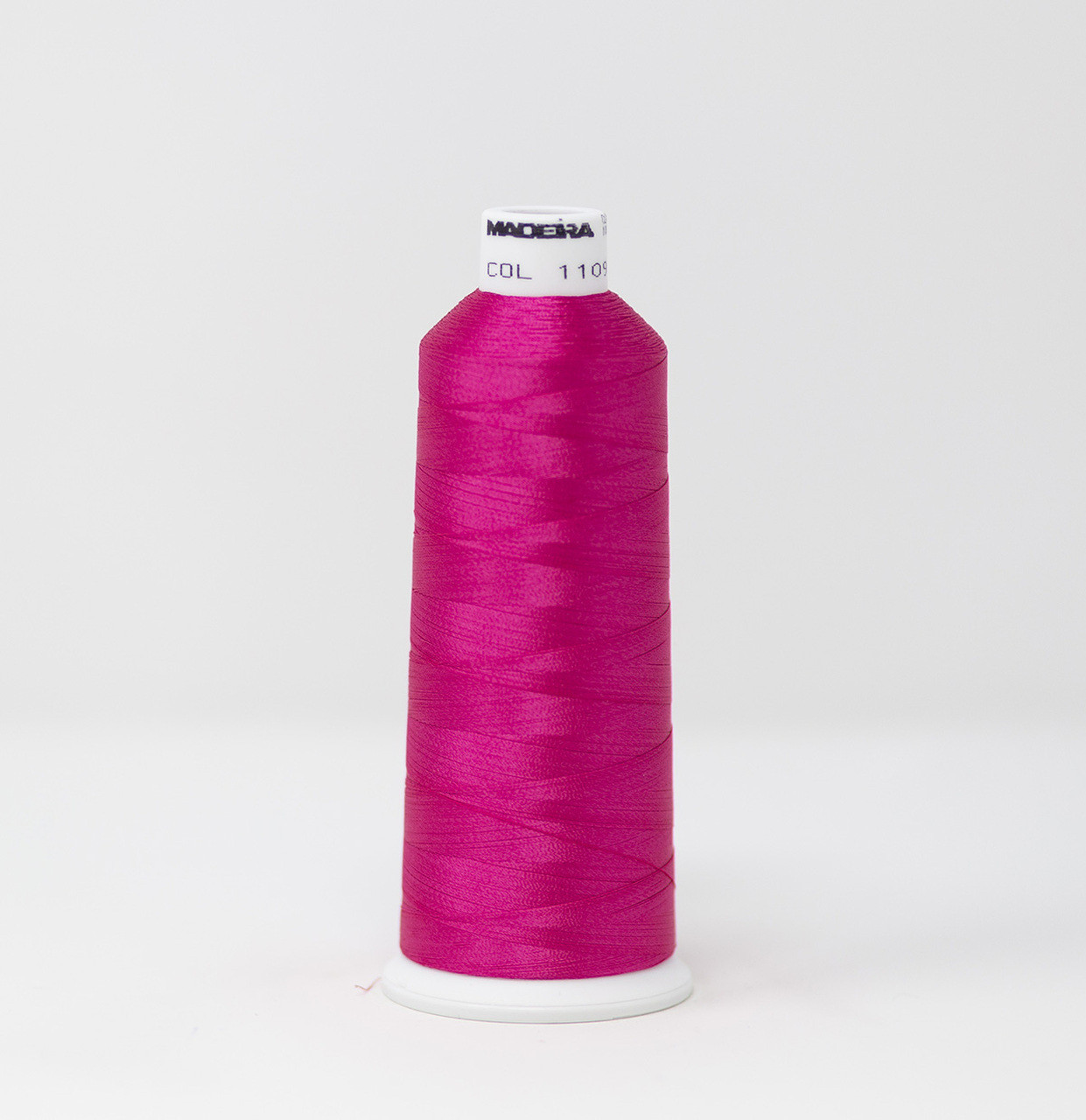 Madeira | Classic | Rayon Thread | 910-1029 (Blue Jay)