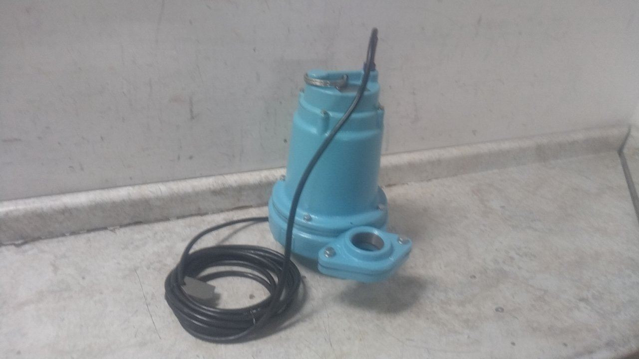 LITTLE GIANT 514520 LITTLE GIANT Effluent Pump: 1, No Switch Included ...
