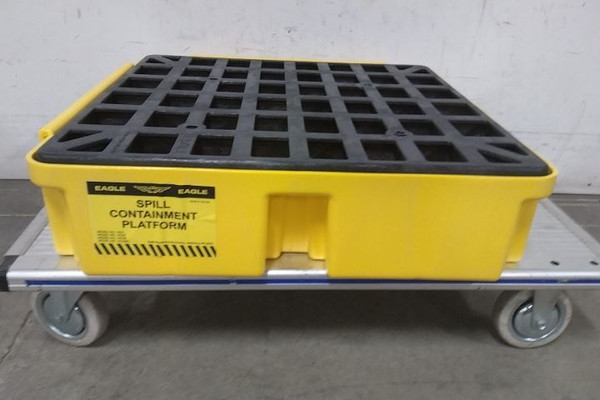 EAGLE 1633 EAGLE Drum Spill Containment Platform: For 1 Drums, 15 gal ...