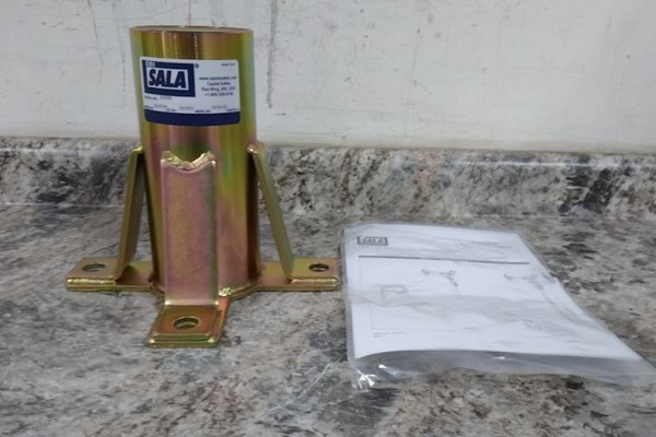 3M DBI-SALA 8516190 3M DBI-SALA Confined Space Hoist Floor Mount Sleeve ...