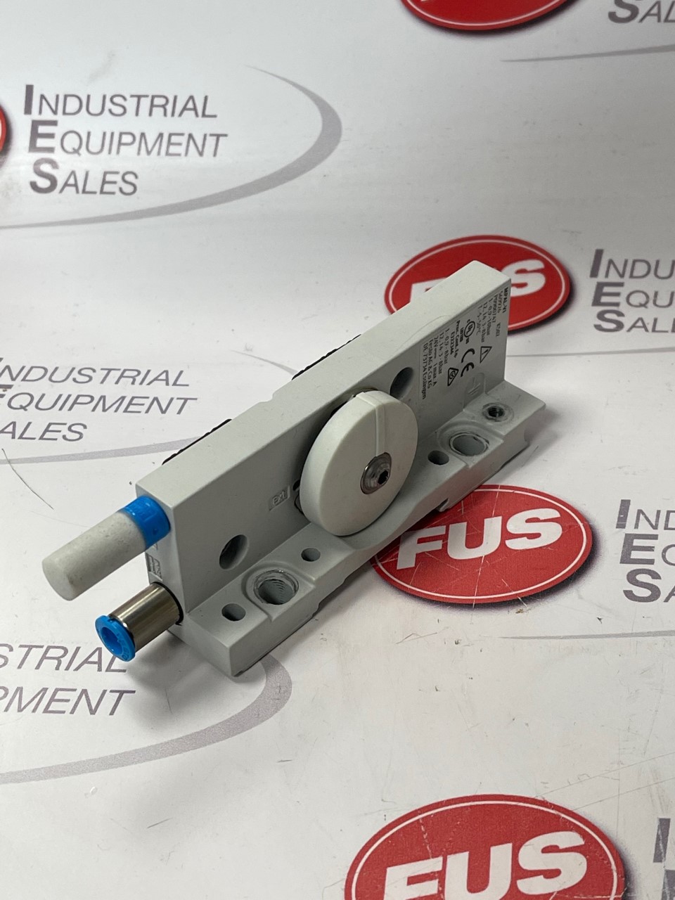 FESTO MPAL-VI 569926 End Plate - FUS Industrial