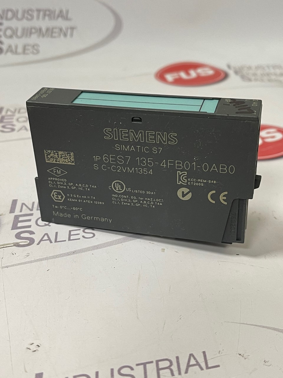 Siemens 6es7 135 4fb01 0ab0 Output Module Fus Industrial