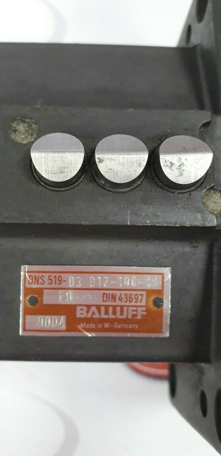 Balluff BNS 519-D3-D12-100-11 Position Limit Switch - FUS Industrial