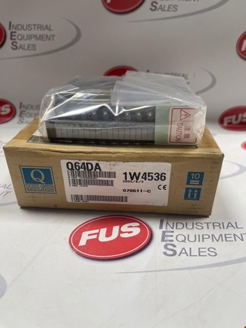 Mitsubishi Q64DA Analog Module - FUS Industrial