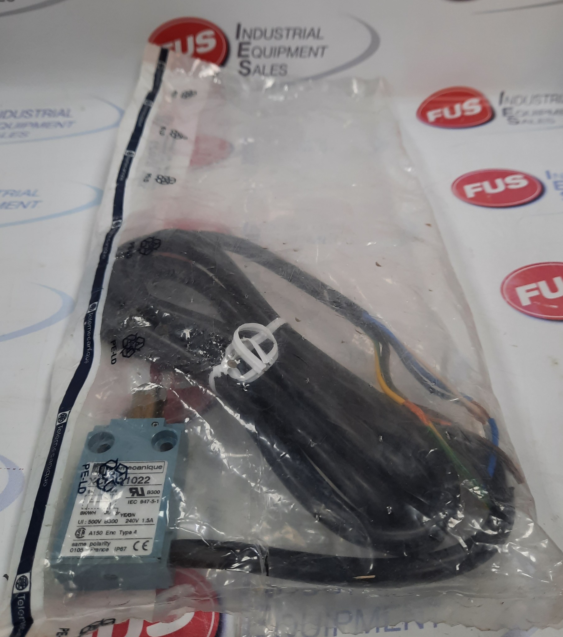 Telemecanique XCM A1022 Limit Switch - FUS Industrial