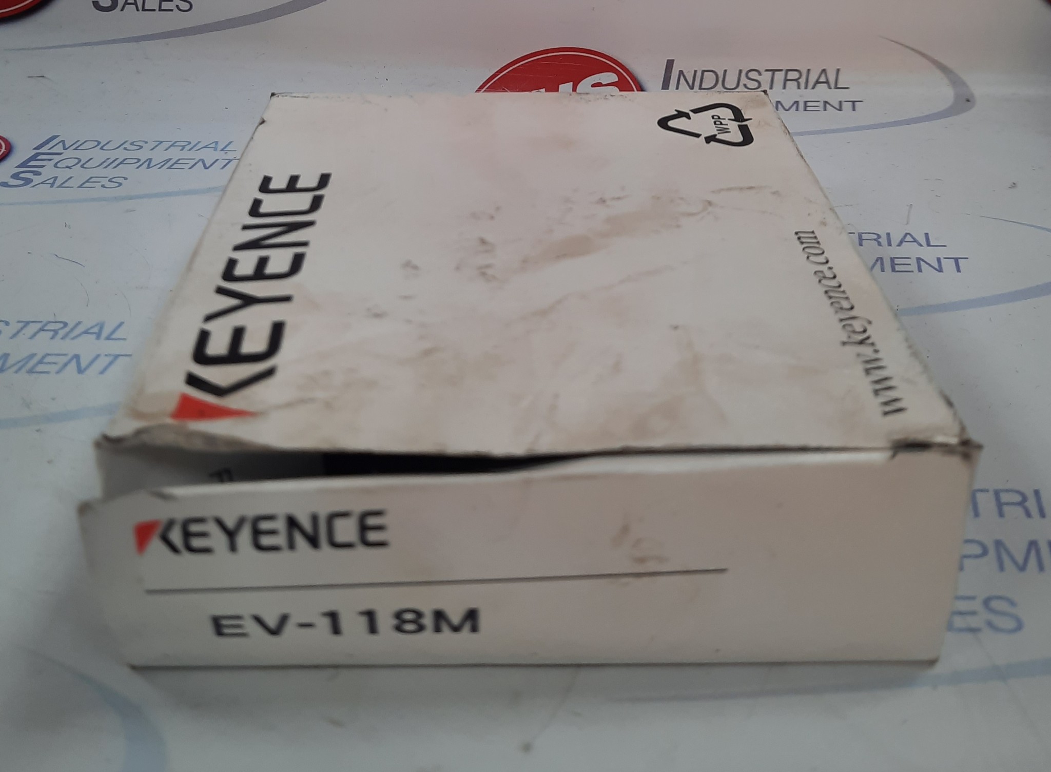 Keyence EV-118M Main Unit, Shield, Proximity Sensor - FUS Industrial