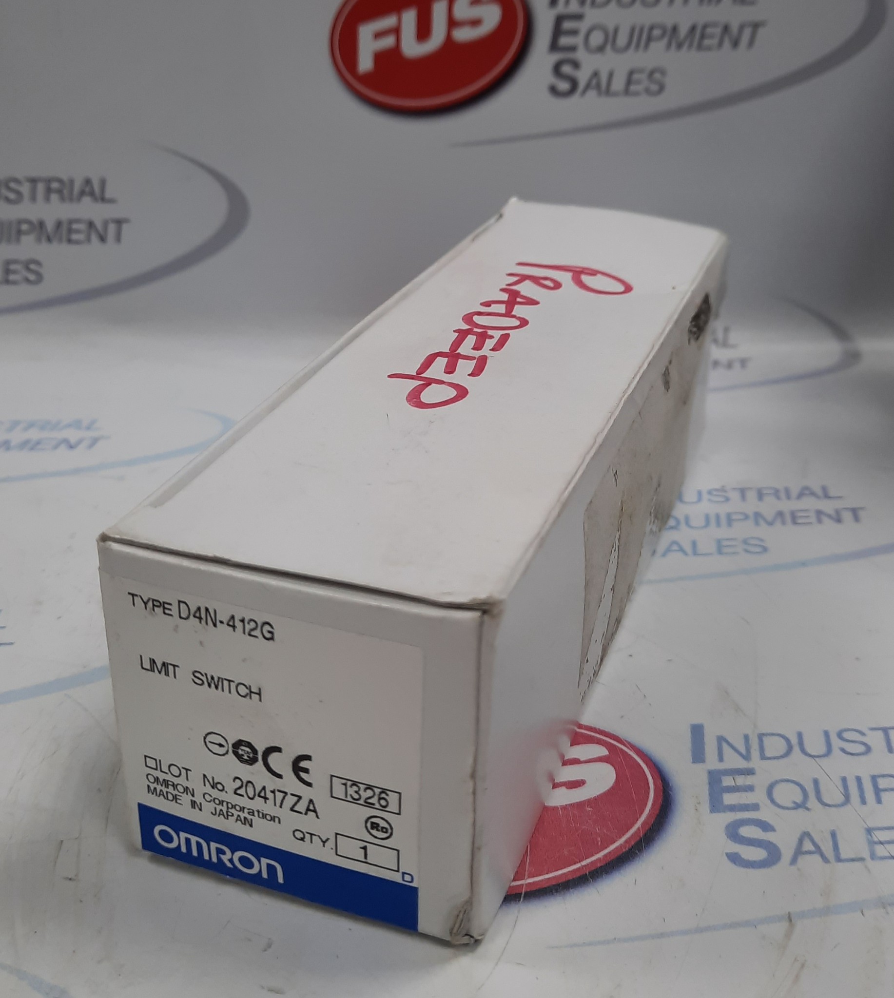 Omron D4N-412G Limit Switch - FUS Industrial