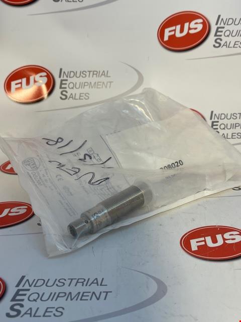 IFM OGT-HPKG/US100 Diffuse Reflection Sensor - FUS Industrial
