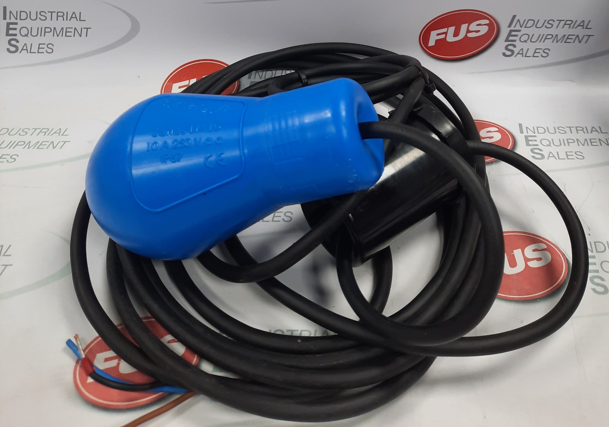 Cynergy3 Series LM10 Level Float Switch - FUS Industrial