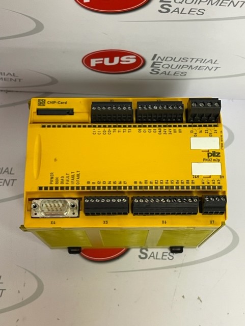 Pilz PNOZ m2p Base Unit Module Press Function, Id No: 773120 - FUS ...