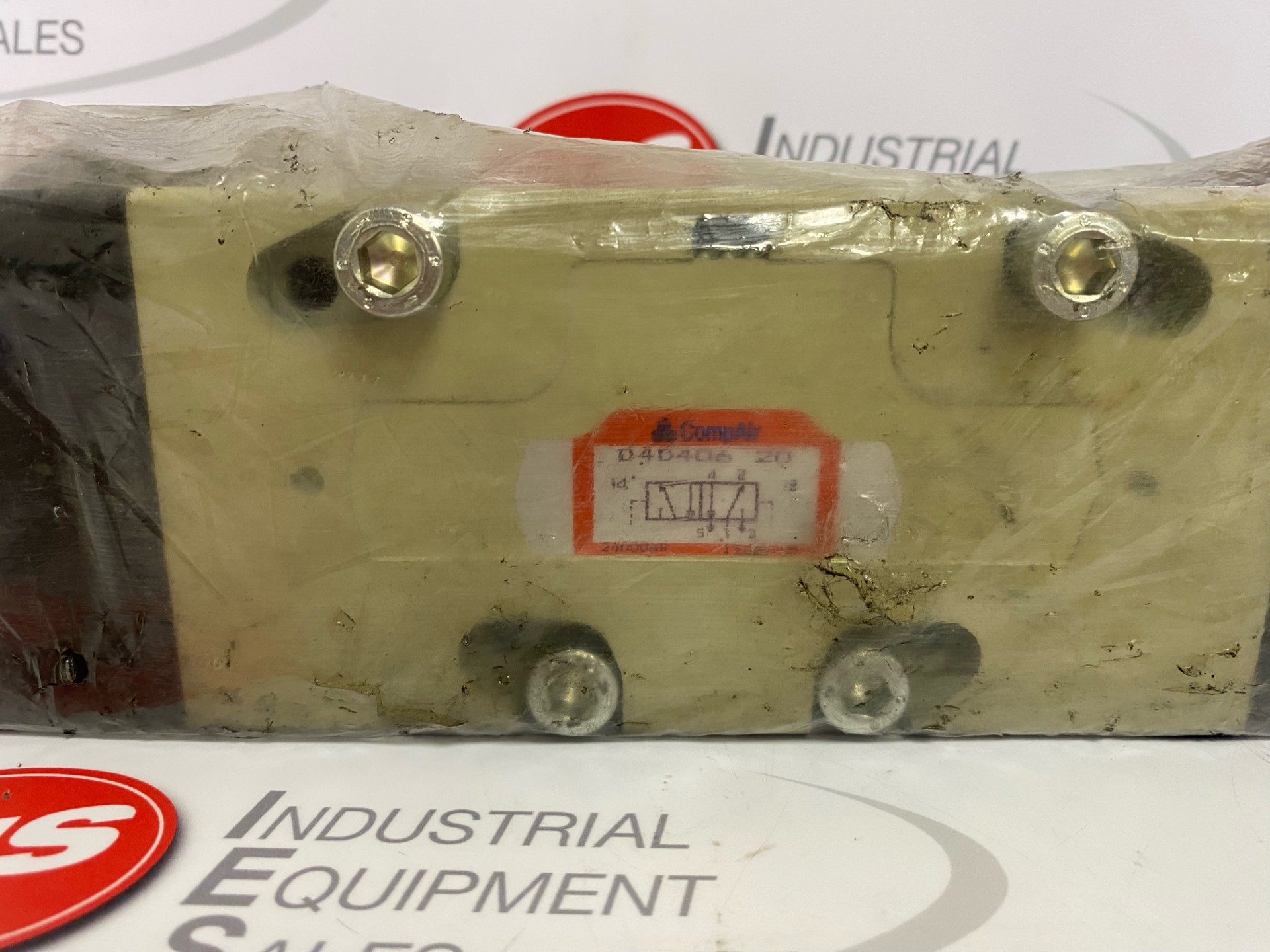 CompAir D2D406 20 ISO Sub Base Valve - FUS Industrial