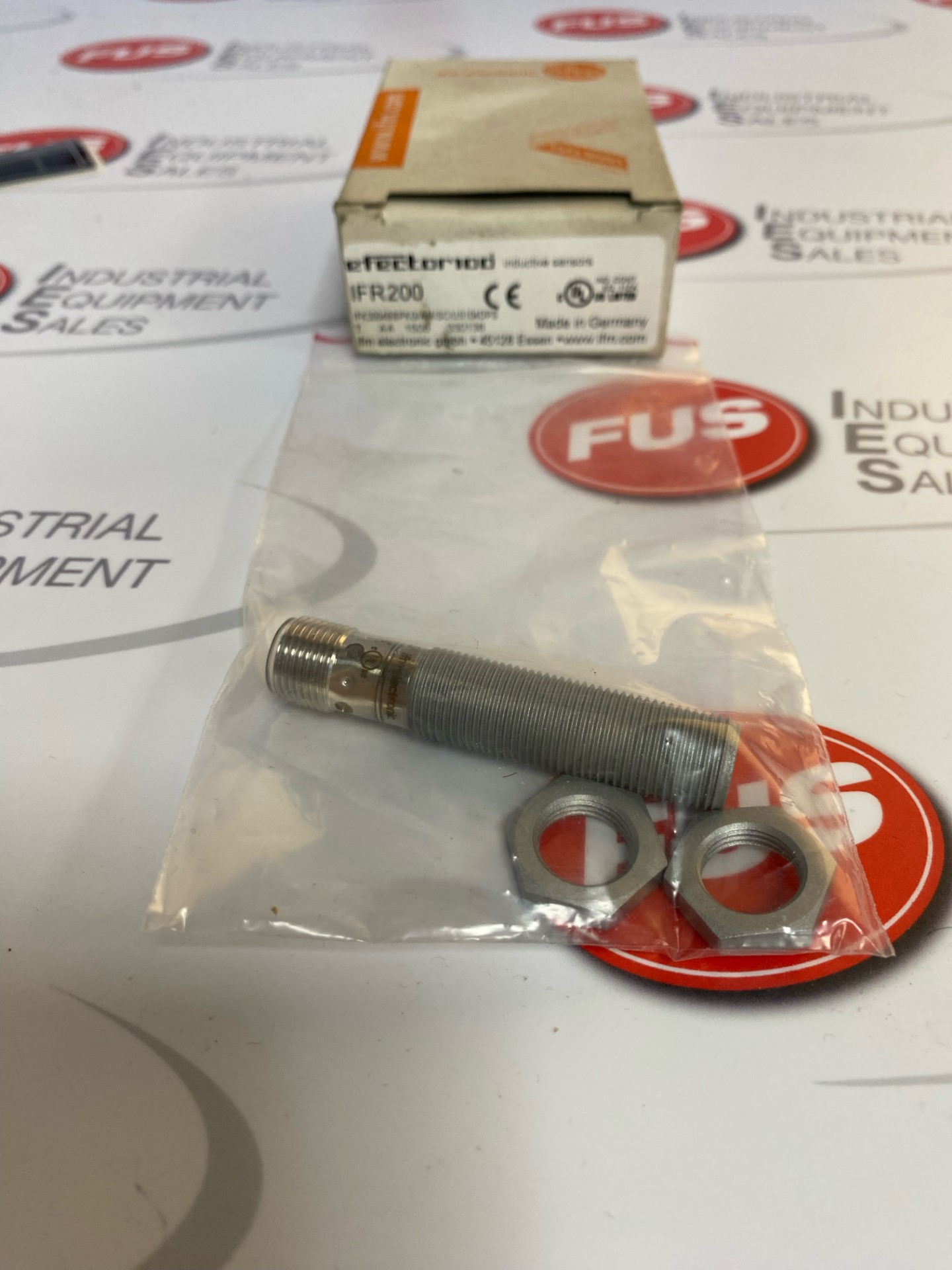 IFM IFR200, IFK3004BBPKG/AM/SC/US-104-DPS-IFR200 INDUCTIVE SENSOR - FUS ...