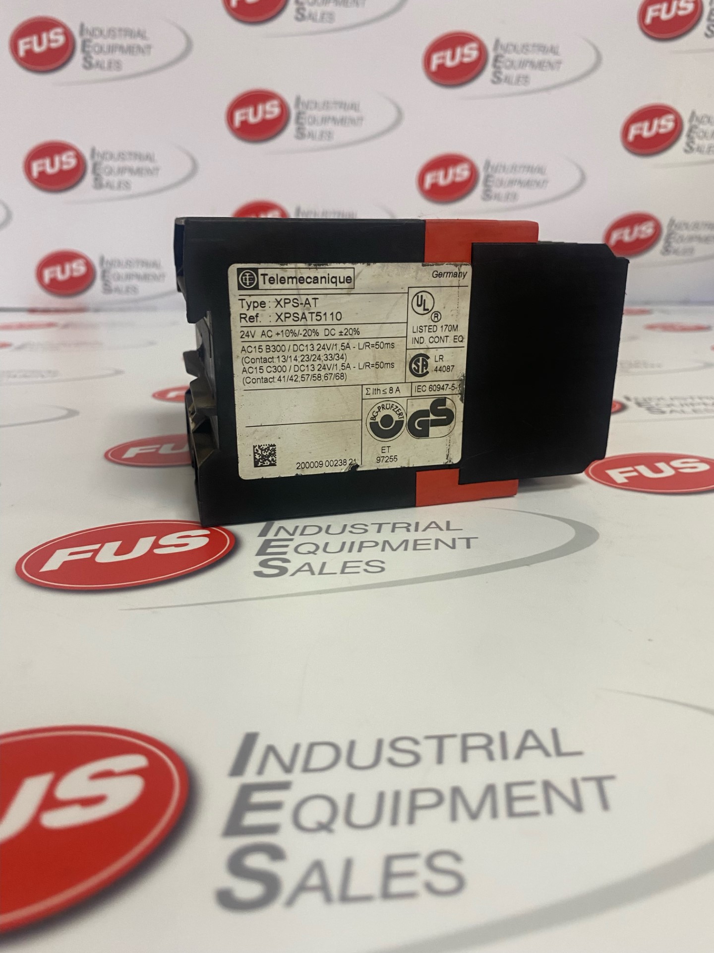 Telemecanique XPS-AT / XPSAT5110 Safety Relay - FUS Industrial