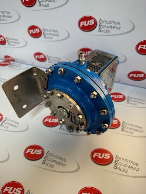 SIRCO Type 00.204PW.AO Pressure Switch - FUS Industrial