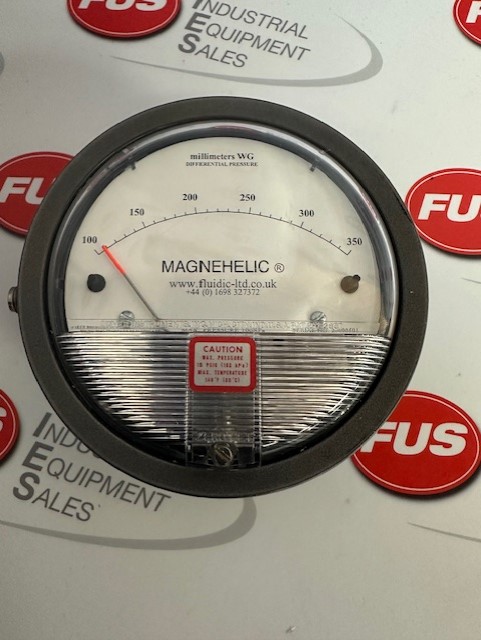 Magnehelic Differential Pressure Gauge 100-350 millimeters WG - FUS ...