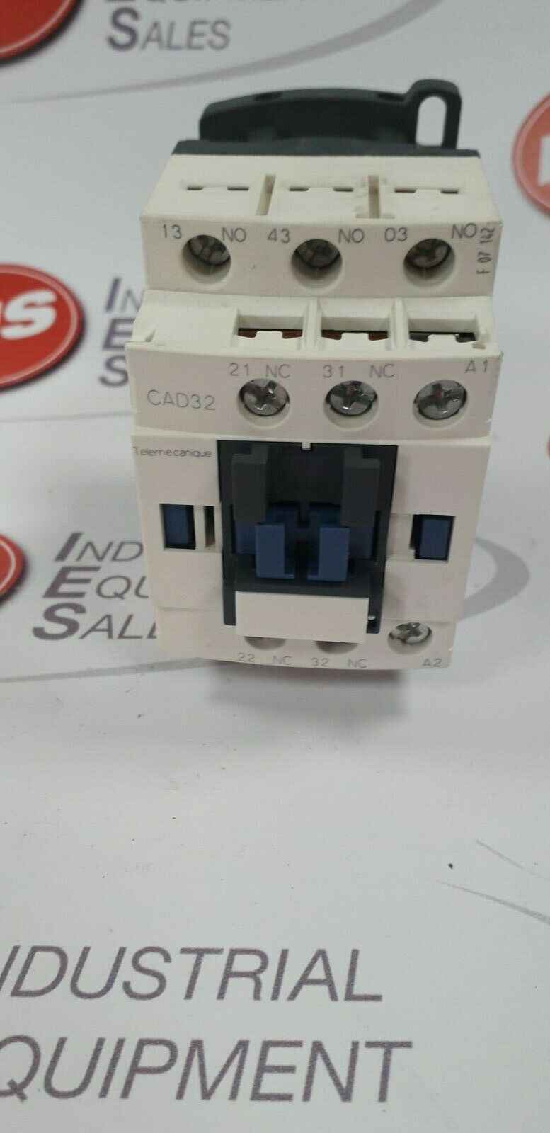 Schneider CAD32 Control Relay - FUS Industrial