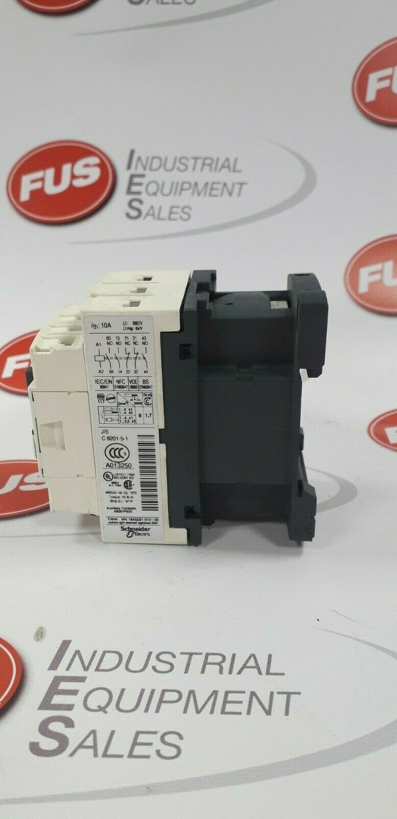 Schneider CAD32 Control Relay - FUS Industrial