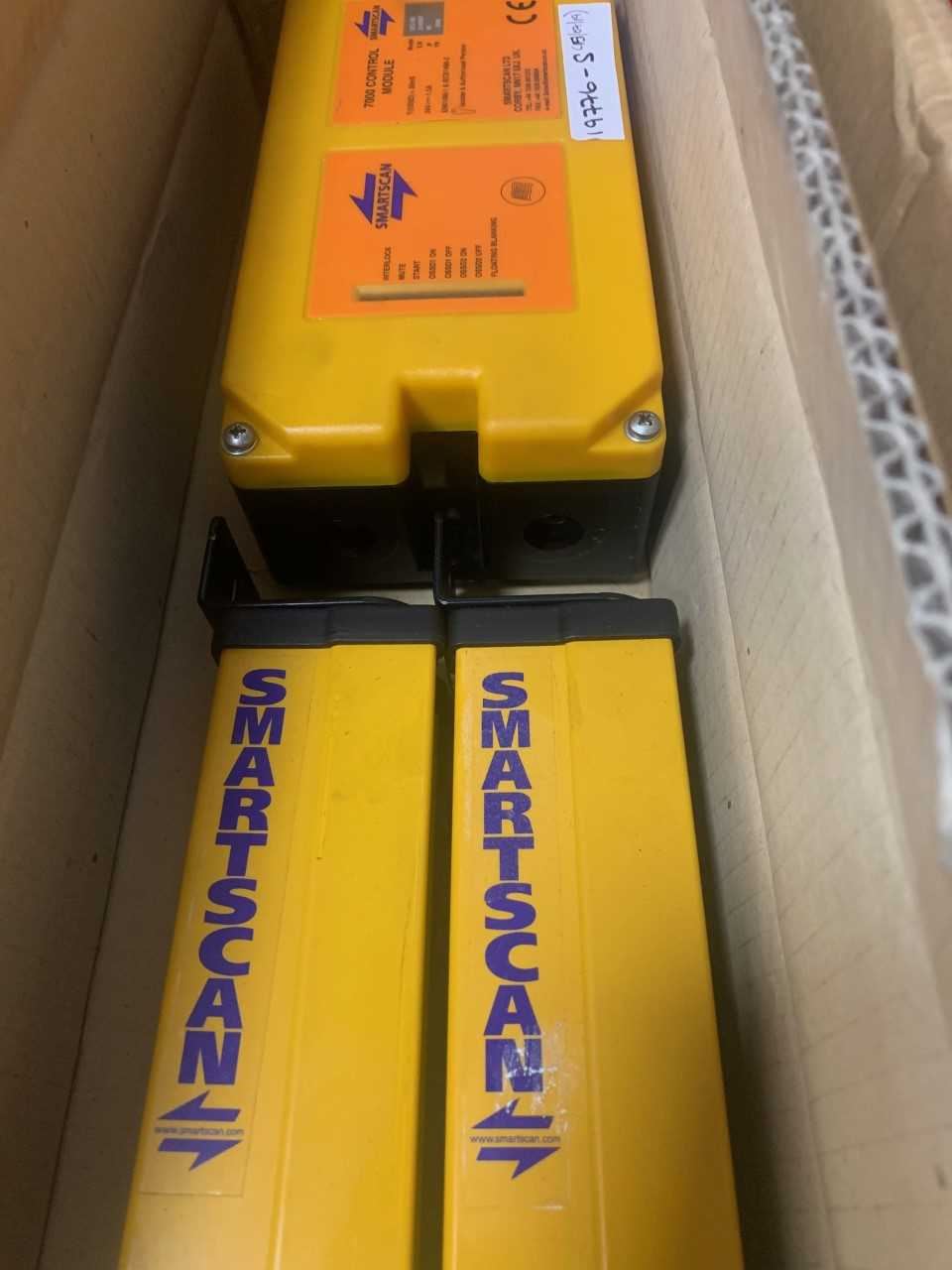 Smartscan 7000 Control Module and Safety Curtains Light Guards 707503S ...
