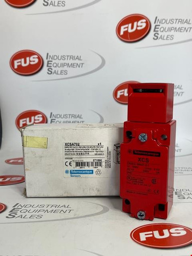 Telemecanique XCSA702 Safety Limit Switch - FUS Industrial