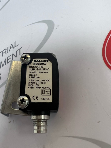 Balluff BOS00AC Light barrier/sensor with bracket - FUS Industrial