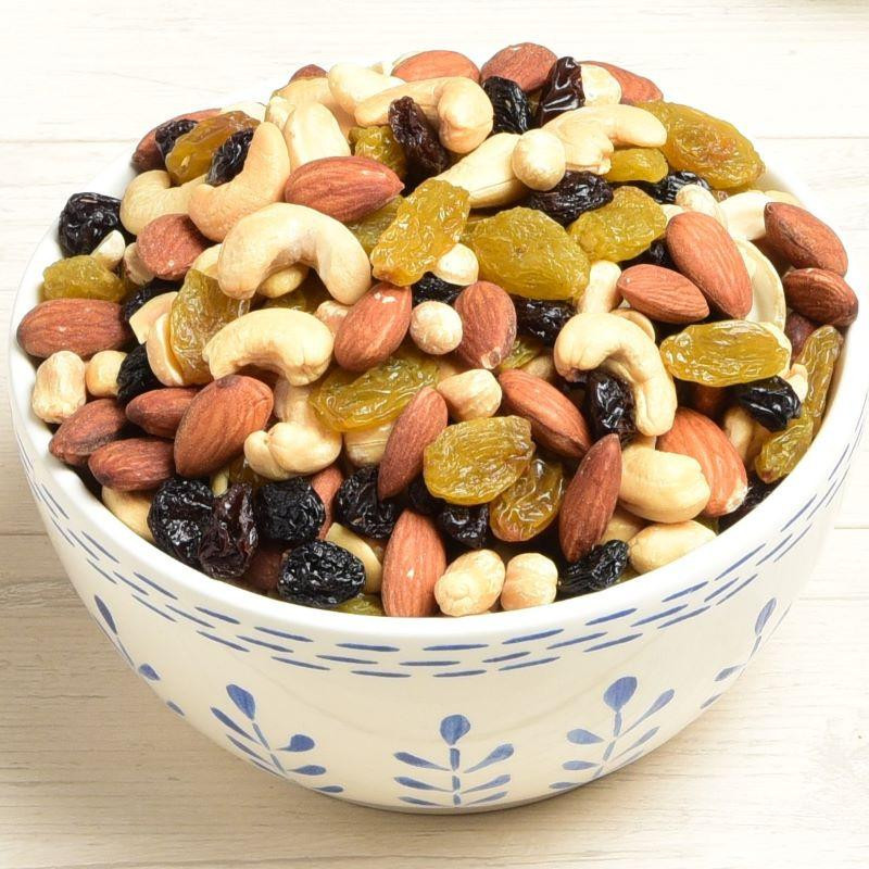 Premium Mixed Nuts and Raisins - Free Shipping
