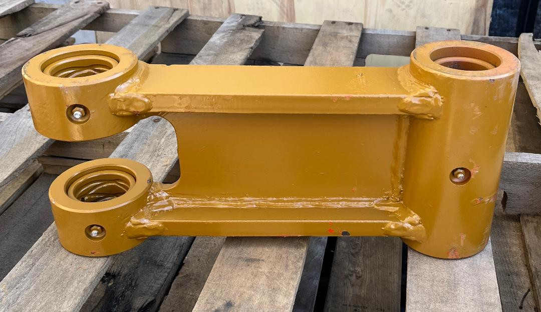 8082095 - H Link for John Deere 75G, 85G Excavators