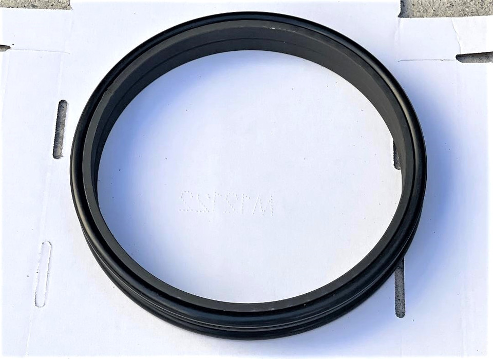 Floating Seal For Takeuchi Skid Steer | 1912908018.