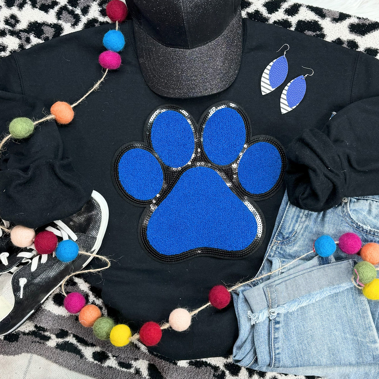 Black Paw Fluffy Patch – Heat Press Ready