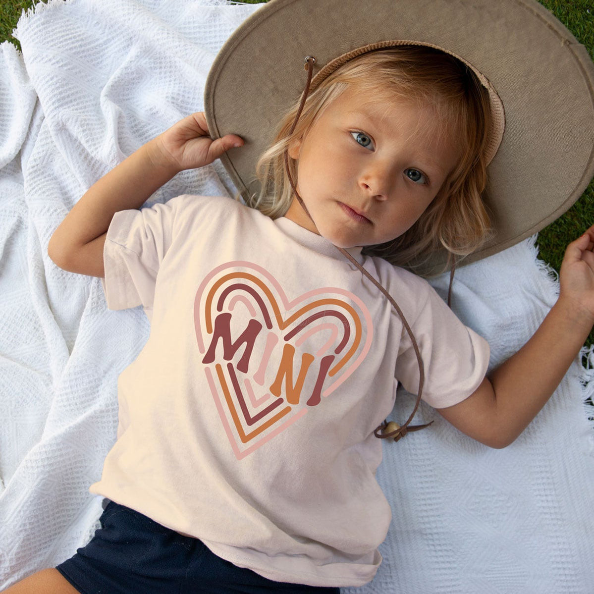 Mama Retro Heart Screen Print Heat Transfer - Trendy Transfers