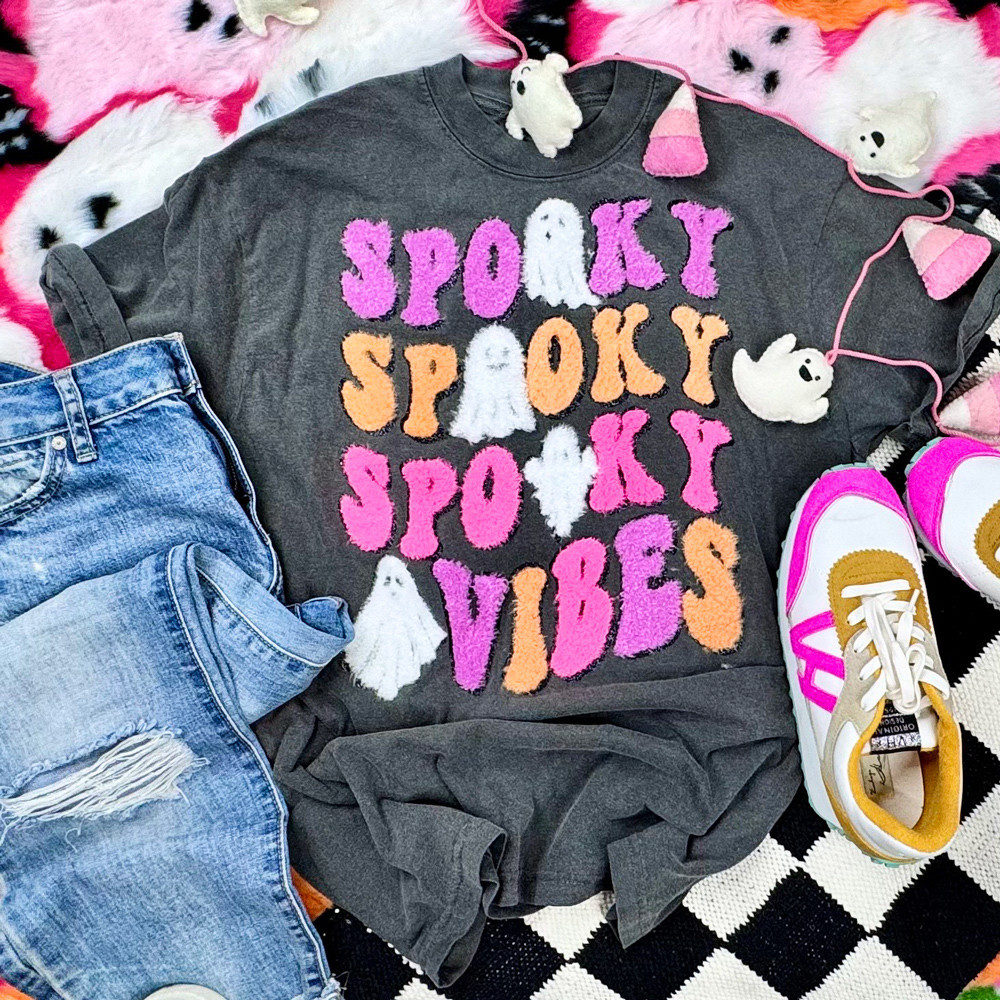 Fluffy Spooky Vibes Iron-On Patch – Cute Chenille Halloween Appliqué