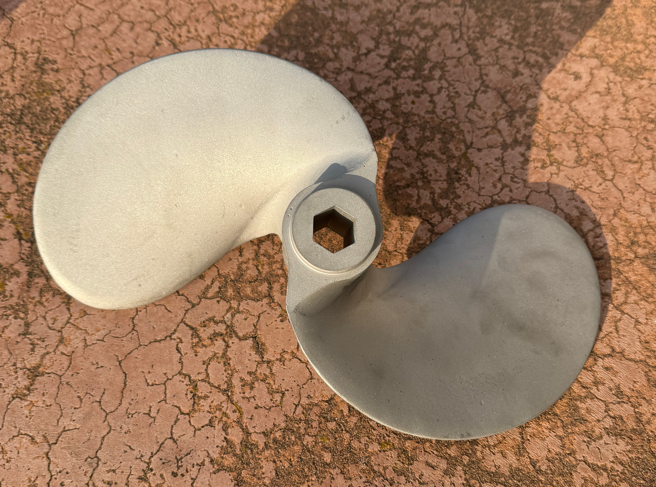 12.4" x 10 PERFORMANCE STAINLESS PROP - 3/4" HEX