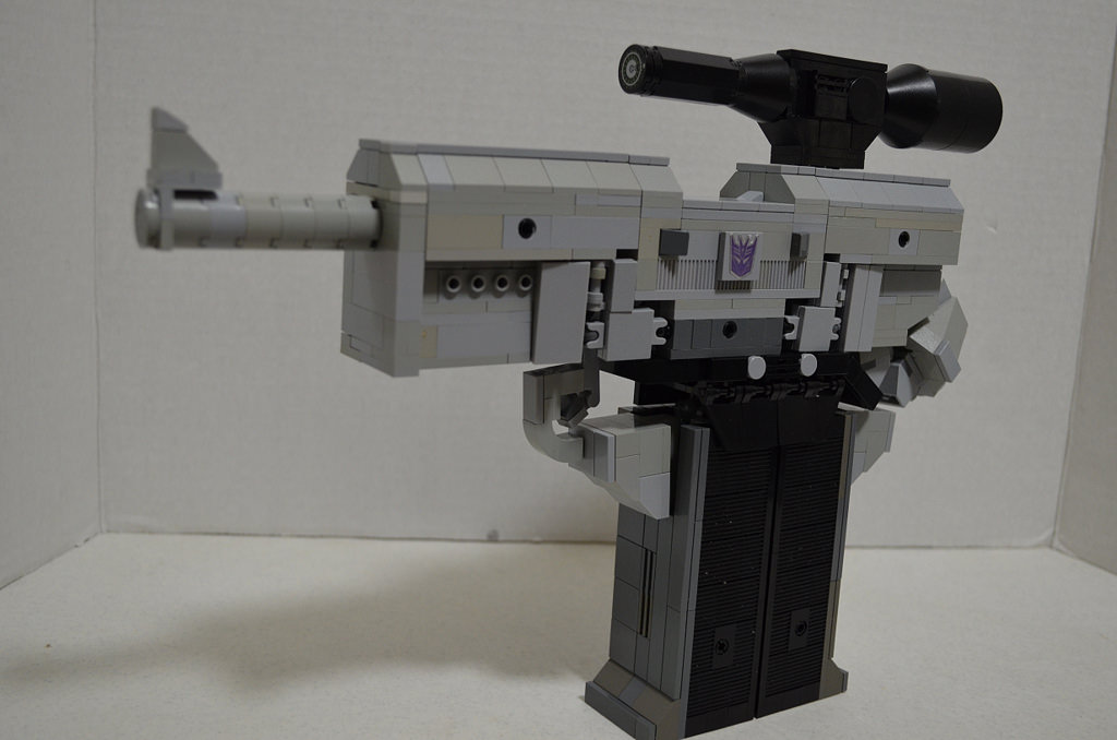 LEGO Gun of the Week - Transformers MG-04 Megatron Gun Mode by Chris ...