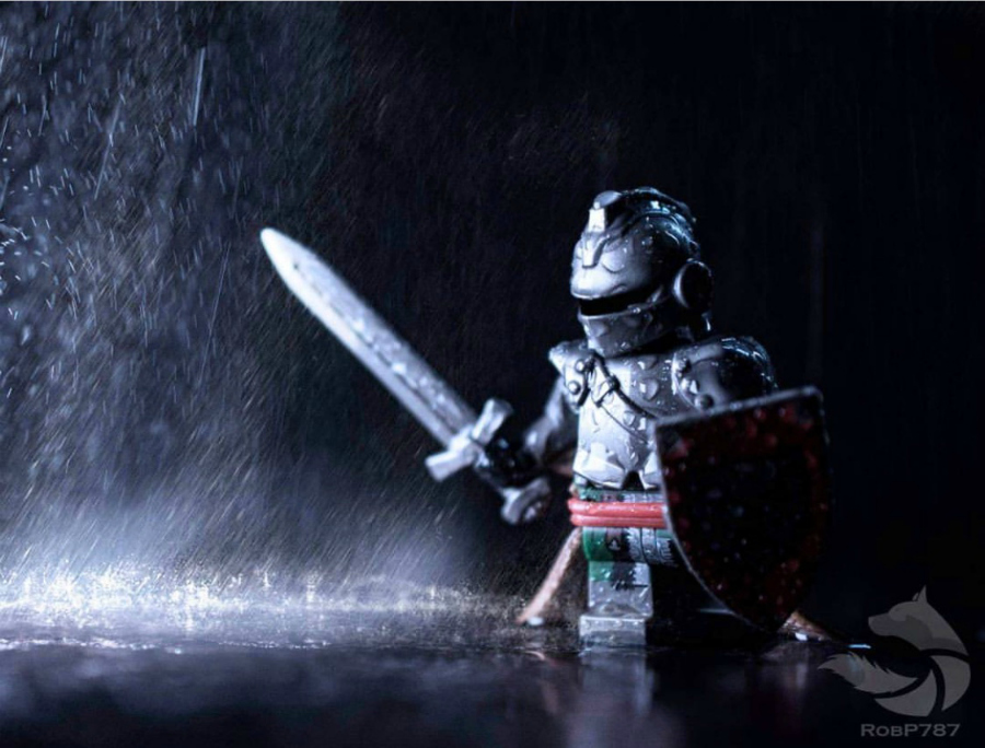 Custom LEGO Minifigure of the Week - Knight by robp787 - BrickWarriors