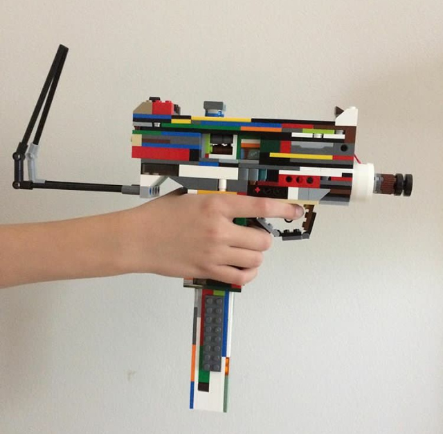 LEGO Gun of the Week - Mini Uzi by @gd_rasse - BrickWarriors
