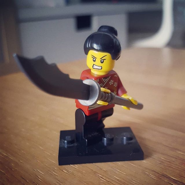 Custom LEGO Minifigure of the Week - Onna-bugeisha by RyBorg ...