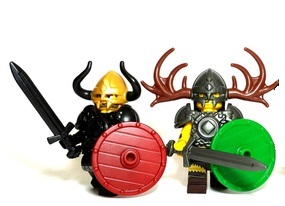Custom LEGO Weapon of the Week - Viking Longsword - BrickWarriors